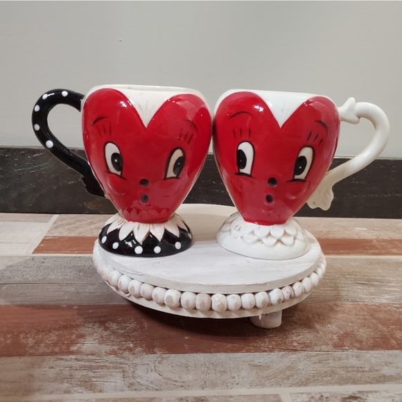 johanna parker | Dining | Htf Johanna Parker Retro Heart Mugsnwt | Poshmark